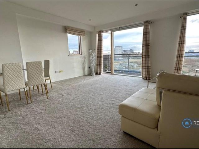 Glasgow Harbour Terraces, Glasgow, G11 2 bed flat to rent £1,750 pcm £404 pw
