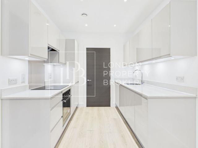 Glass Blowers House, Aberfeldy Village E14, 1 bed flat to rent, £1,900 pcm | PrimeLocation