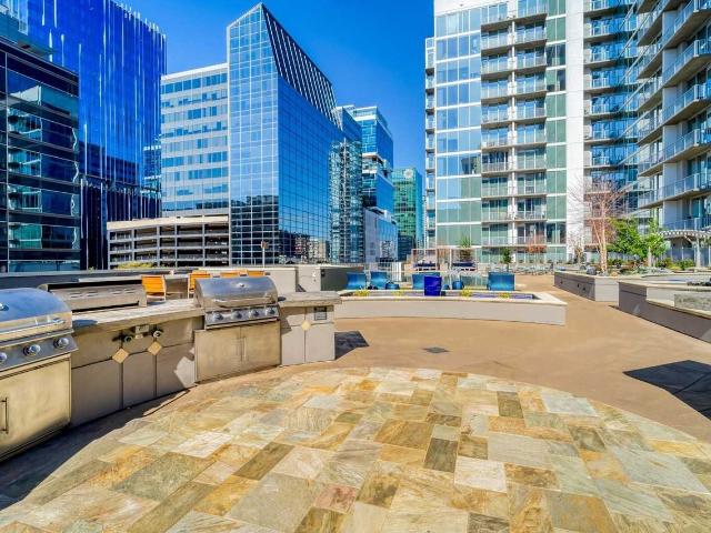 Glass House by Windsor 1 Bedroom Apartment for Rent at 2728 Mckinnon St, Dallas, TX 75201 Uptown