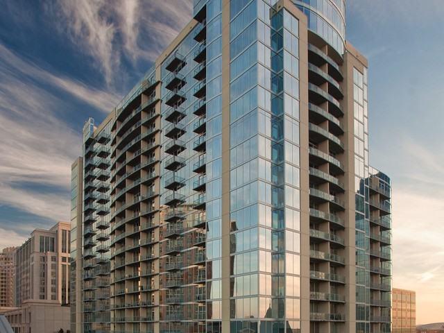 Glass House by Windsor 2 Bedroom Apartment for Rent at 2728 Mckinnon St, Dallas, TX 75201 Uptown