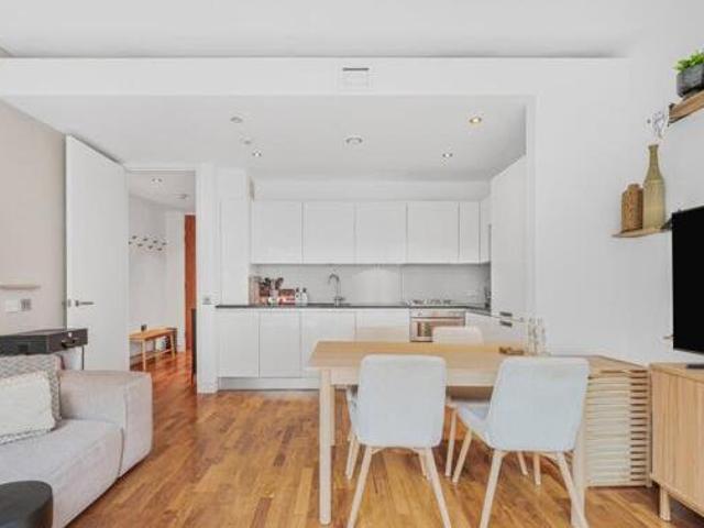 Glass House, Shaftesbury Avenue, 1 Bedroom Flat