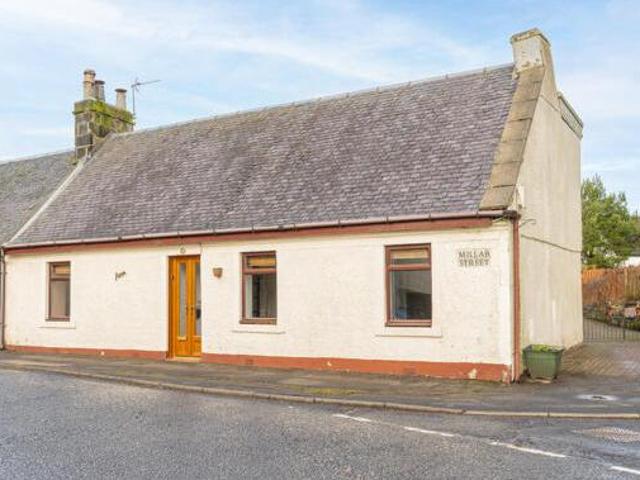 Glassford, Millar Street, Strathaven, 3 Bedroom End