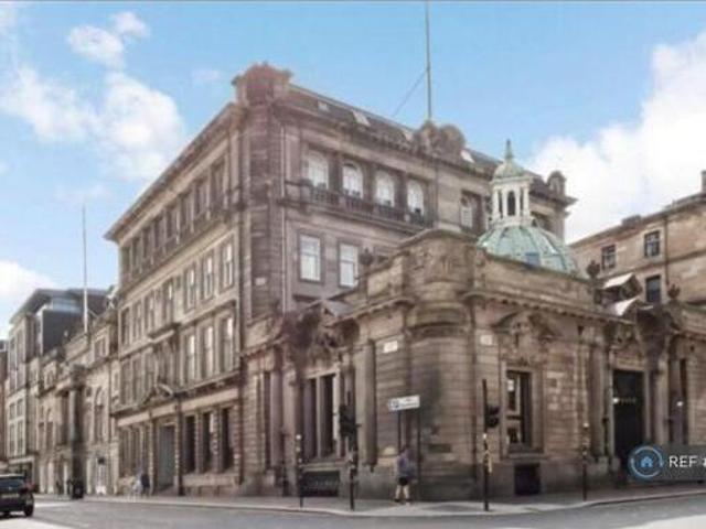 Glassford Street, Glasgow, 2 Bedroom Flat