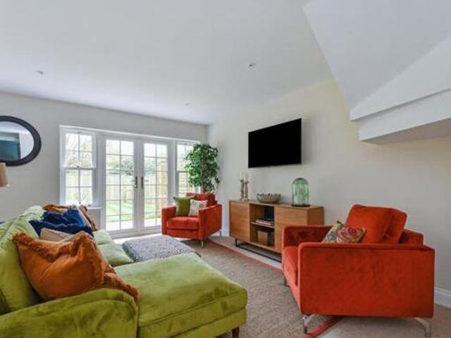 Glasshayes Way, Lyndhurst, 3 Bedroom Detached