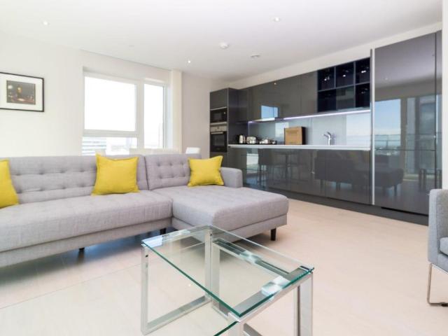 Glasshouse Gardens, London E20, 3 bed flat to rent, £4,099 pcm | PrimeLocation