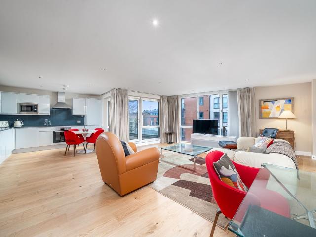Glasshouse Yard, London EC1A, 2 bed flat to rent, £3,750 pcm | PrimeLocation