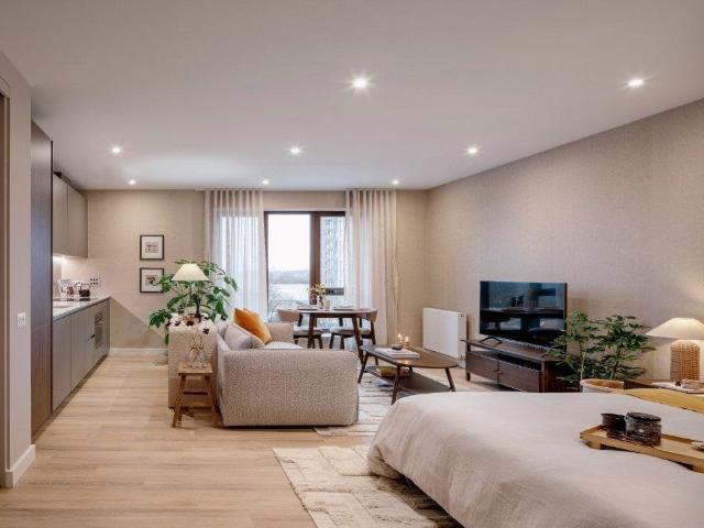 Glassworks Court, Greenford UB6 Studio to rent £1,712 pcm £395 pw