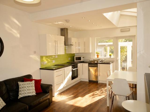 Gleave Road 4 bed, Selly Oak B29 4 bed house to rent £2,086 pcm £481 pw
