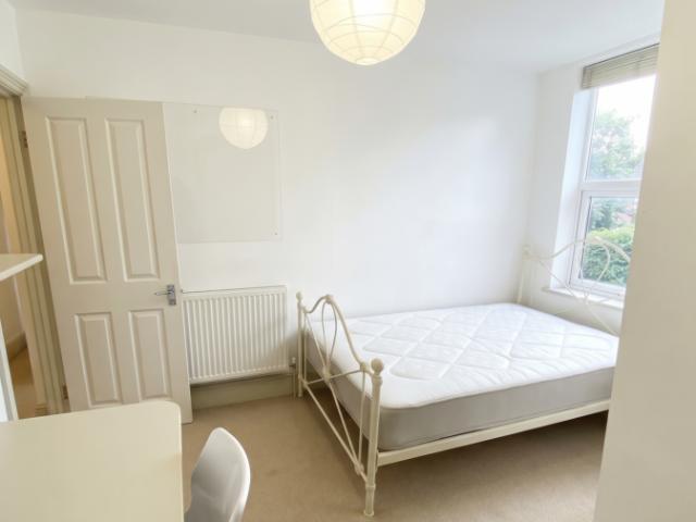 Gleave Road, Birmingham B29 4 bed terraced house to rent £1,820 pcm £420 pw