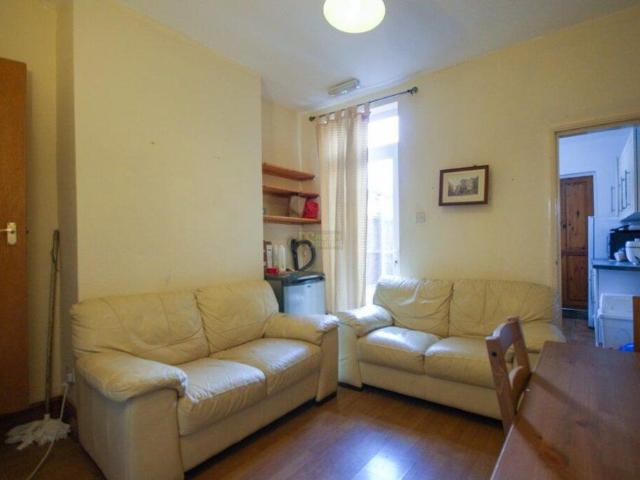 Gleave Road, Birmingham B29 4 bed terraced house to rent £2,080 pcm £480 pw