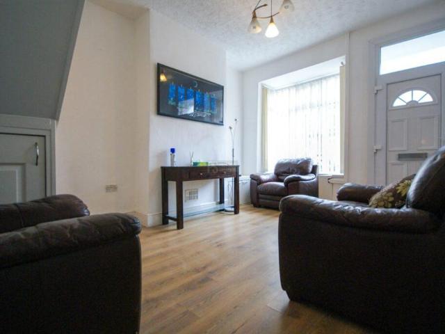 Gleave Road, Birmingham B29 3 bed terraced house to rent £1,755 pcm £405 pw