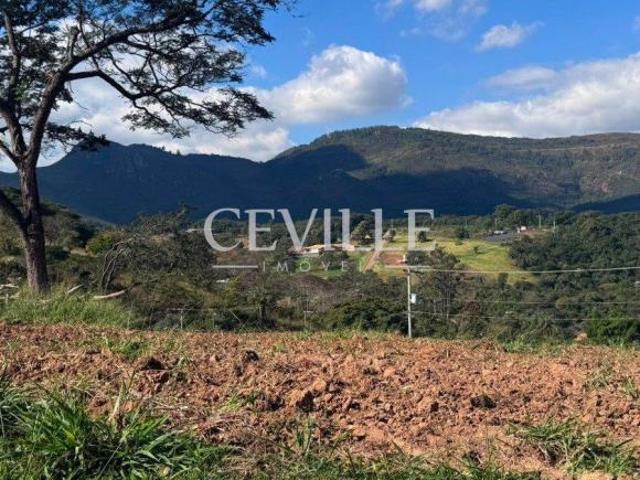 Gleba de 2 Hectares com Vista para Serra da Moeda