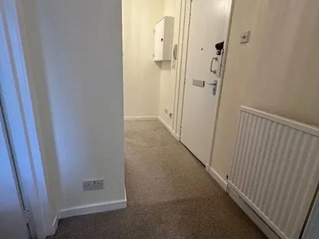 Glebe Place, Cambuslang, G72 8LH, United Kingdom | 1 bed apartment for rent #168149777 | Rentberry