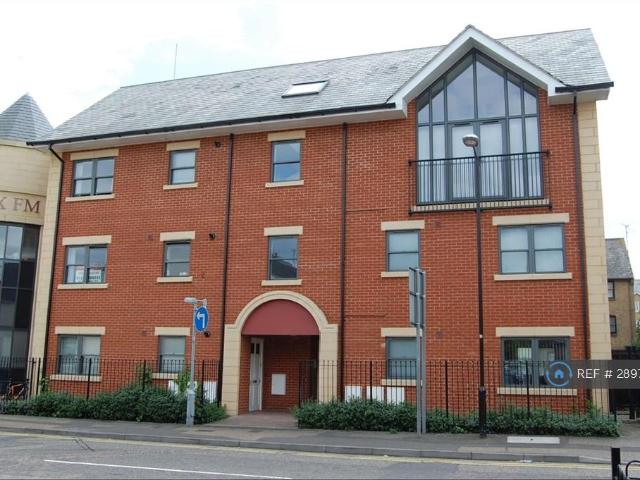 Glebe Road, Chelmsford, CM1 1 bed flat to rent £1,290 pcm £298 pw