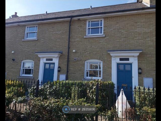 Glebe Road, Chelmsford CM1, 2 bed terraced house to rent, £1,600 pcm | PrimeLocation