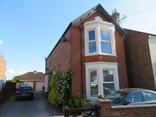 Glebe Road, Fletton, Peterborough PE2, 1 bed flat to rent, £800 pcm | PrimeLocation