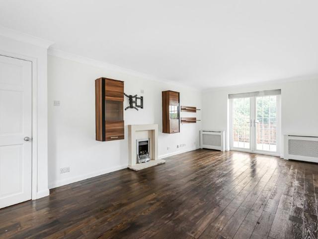 Glebe Road, Welwyn, Hertfordshire, AL6 9PB