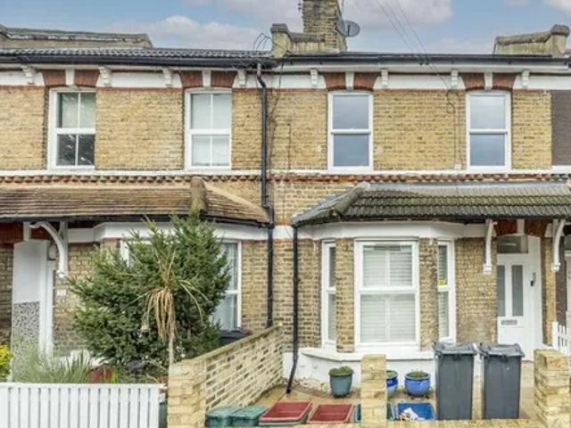 Glebe Street, London, W4 2BQ, United Kingdom | 2 bed apartment for rent #140229474 | Rentberry