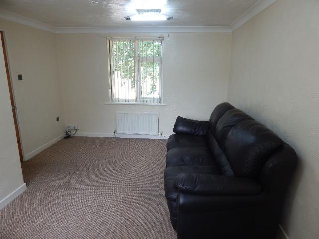 Gledhill Terrace, Dewsbury Moor, Dewsbury WF13, 1 bed flat to rent, £600 pcm | PrimeLocation