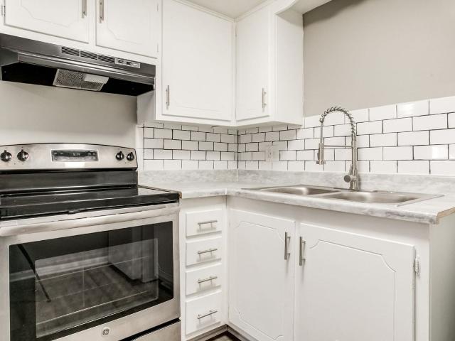 Glen Oaks Apartments 1 Bedroom Apartment for Rent at 3050 N 58th St, Kansas City, KS 66104 Bethel Welborn