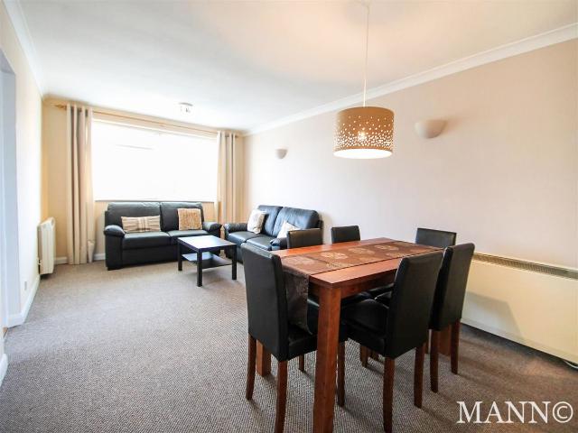 Glen Court, London SE12, 2 bed flat to rent, £1,650 pcm | PrimeLocation