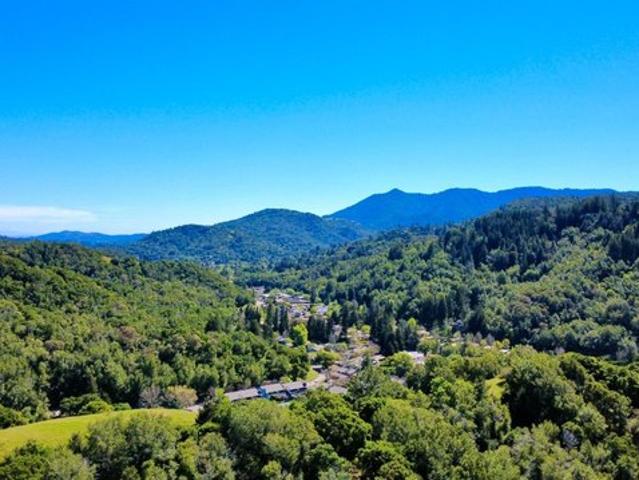 Glen Dr, Fairfax, CA 94930