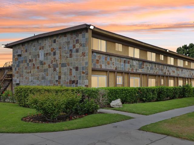 Glen Forest Apartments 1 Bedroom Apartment for Rent at 145 South Westchester Drive, Anaheim, CA 92804