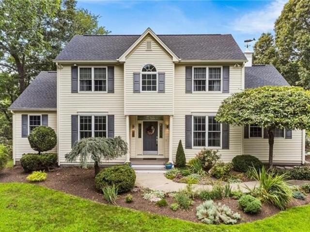 Glen Hill Dr, North Kingstown, Home For Sale