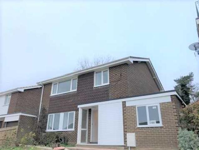 Glen Iris Avenue, Canterbury, Canterbury 8 bed detached house to rent £4,200 pcm £969 pw