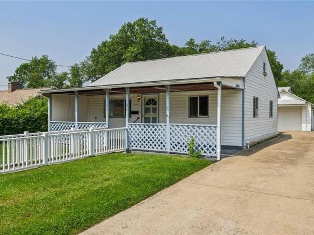 Glen Rd, Aliquippa, Home For Sale