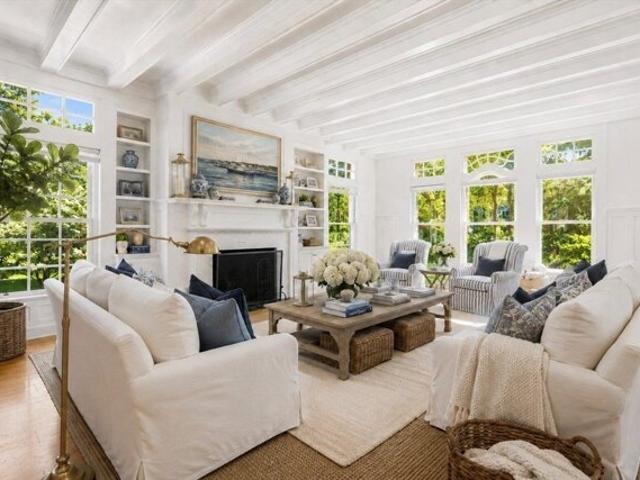 Glen Rd Apt H, Brookline, Condo For Sale