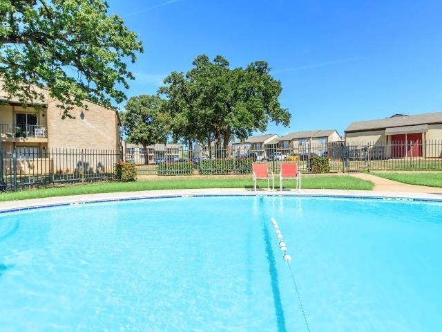 Glen Rose Park 2 Bedroom Apartment for Rent at 745 E Pecan St, Hurst, TX 76053