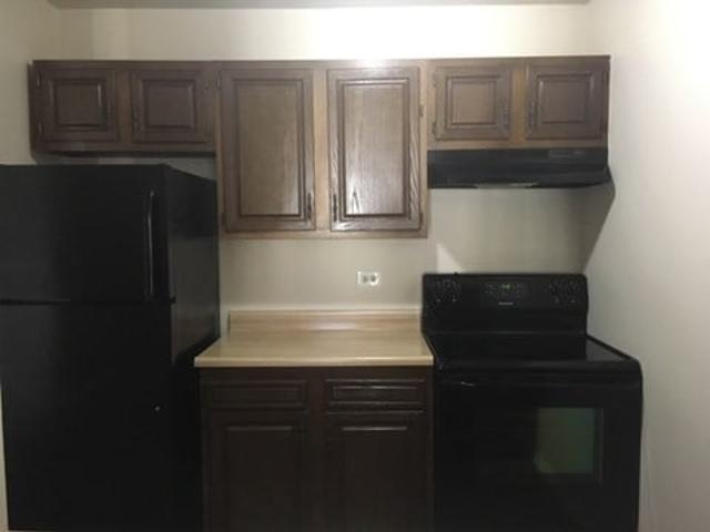 Glen Street Apartments/Royal Ridge LLC 1 Bedroom, 1 Bathroom