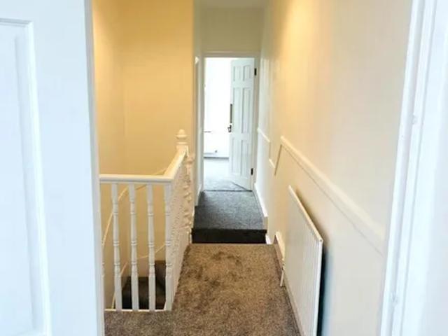 Glencoe Avenue, London, IG2 7AN, United Kingdom | 4 bed townhouse for rent #140225722 | Rentberry