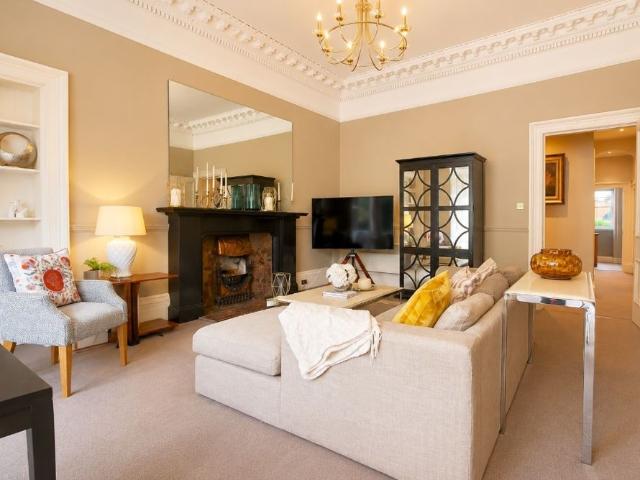 Glencairn Crescent, Haymarket, Edinburgh, EH12