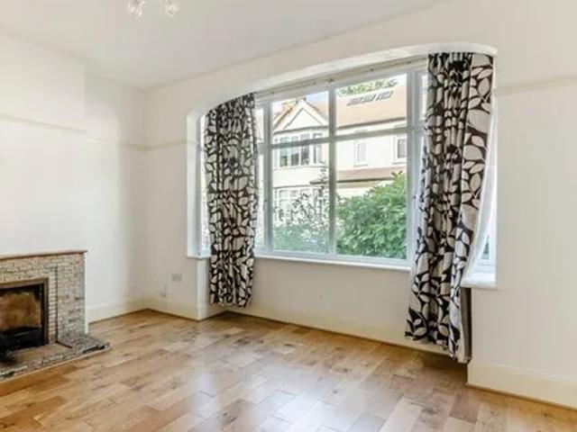 Glencairn Road, London, SW16 5DF, United Kingdom | 3 bed house for rent #140399893 | Rentberry