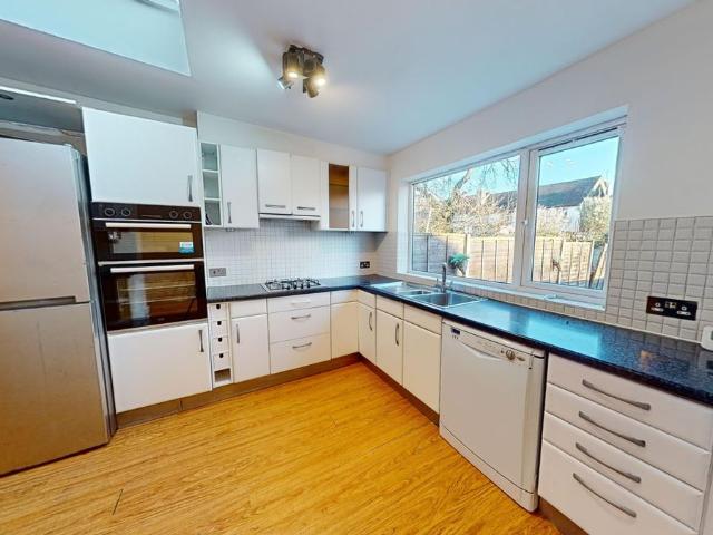 Glencairn Road, London SW16, Room to rent, £600 pcm | PrimeLocation