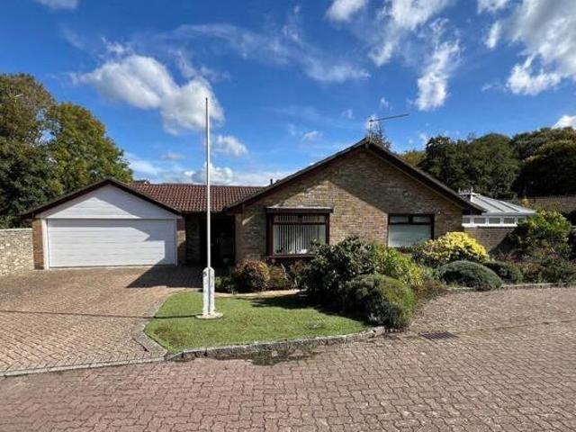 Glenavon, New Milton, 3 Bedroom Detached