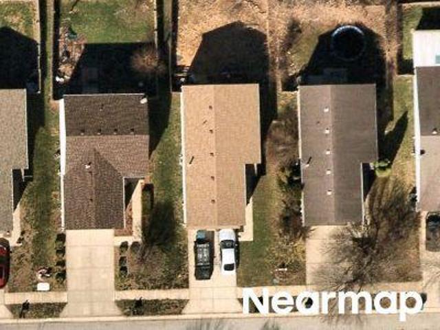 Glenayr Dr