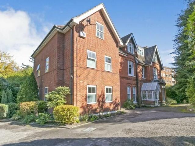 Glenbourne, Bournemouth BH4, 2 bed flat to rent, £1,200 pcm | PrimeLocation