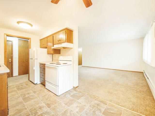 Glenbrook Apartments