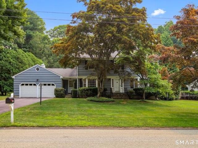 Glenbrook Rd, Trumbull, Home For Sale