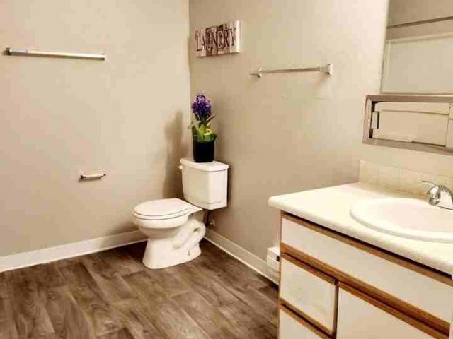 Glenbrooke 1 Bedroom Apartment for Rent at 701 43rd Ave Se, Puyallup, WA 98374