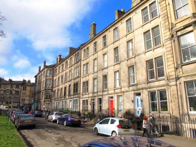 Glengyle Terrace, Edinburgh, EH3 4 bed flat to rent £3,285 pcm £758 pw