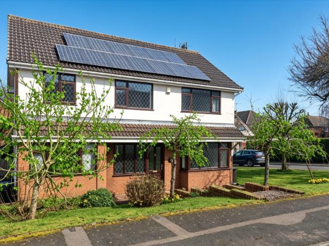 Glendower Close, STAFFORD, ST20 5 bed house to rent £1,550 pcm £358 pw
