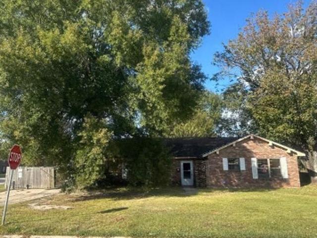 Glenda Dr