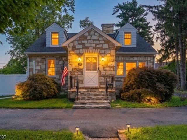 Glendale Dr, Ewing Township, Home For Sale