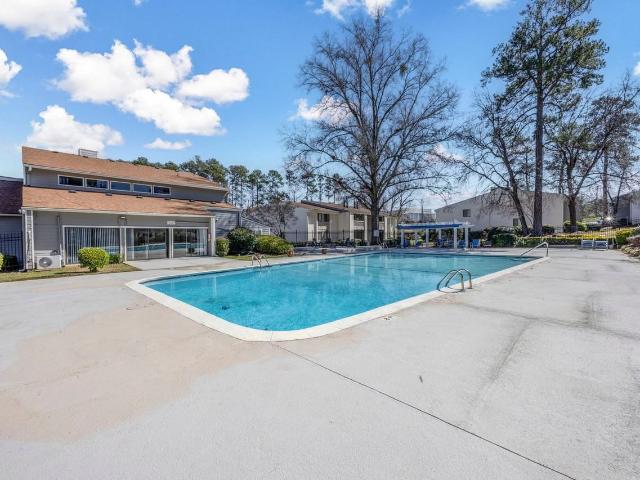 Gleneagle Apartment Homes 3 Bedroom Apartment for Rent at 601 Saint Andrews Rd, Columbia, SC 29210