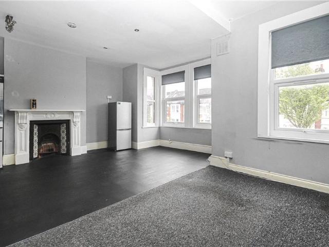 Gleneagle Road, London, SW16 6BA