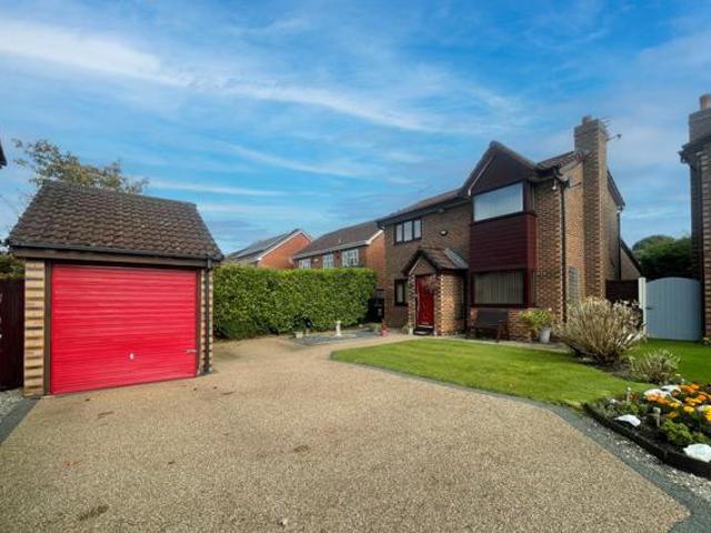 Gleneagles Drive, Preston, 3 Bedroom Detached